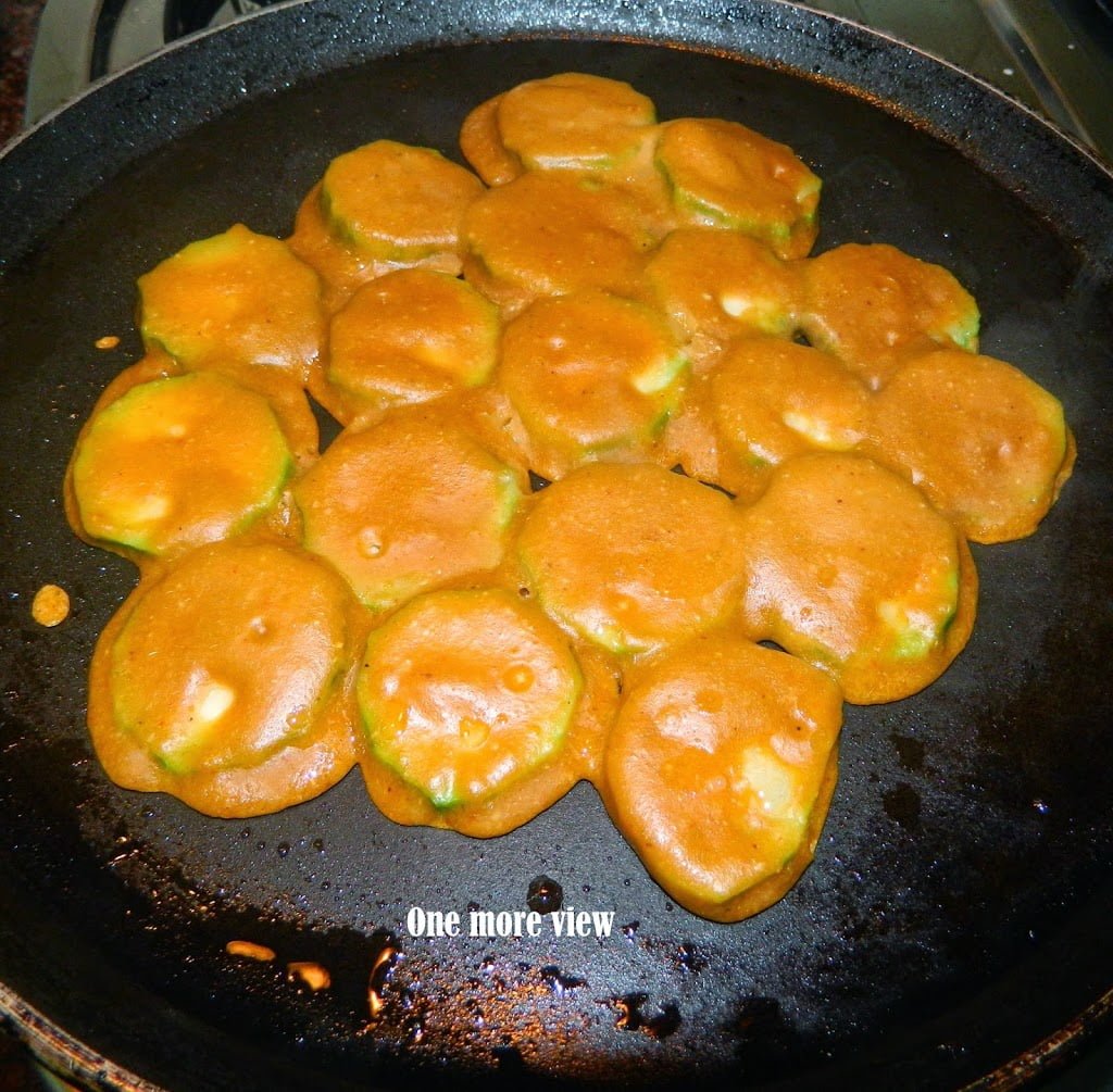 Heerekayi Dose /Heerekayi Pathrode /Ridgegourd spicy dosa | Geeths Dawath