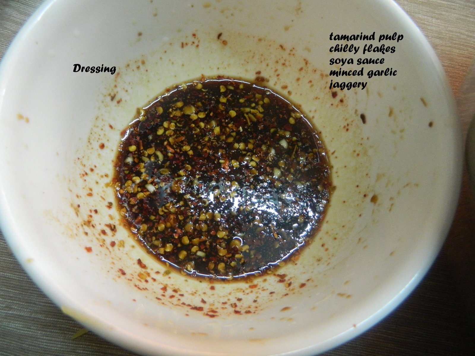 Thai Papaya Salad / Som Tom Salad | Geeths Dawath